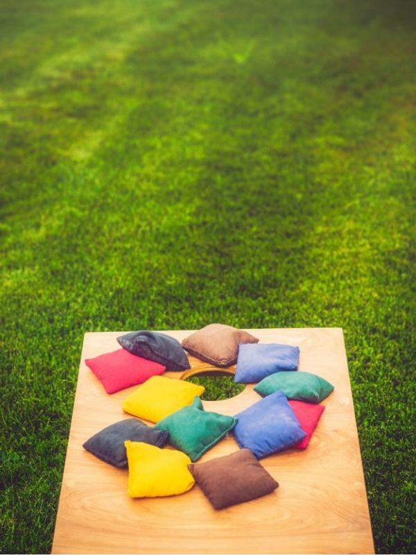 Lawn Games That Are Perfect to Play on Turf